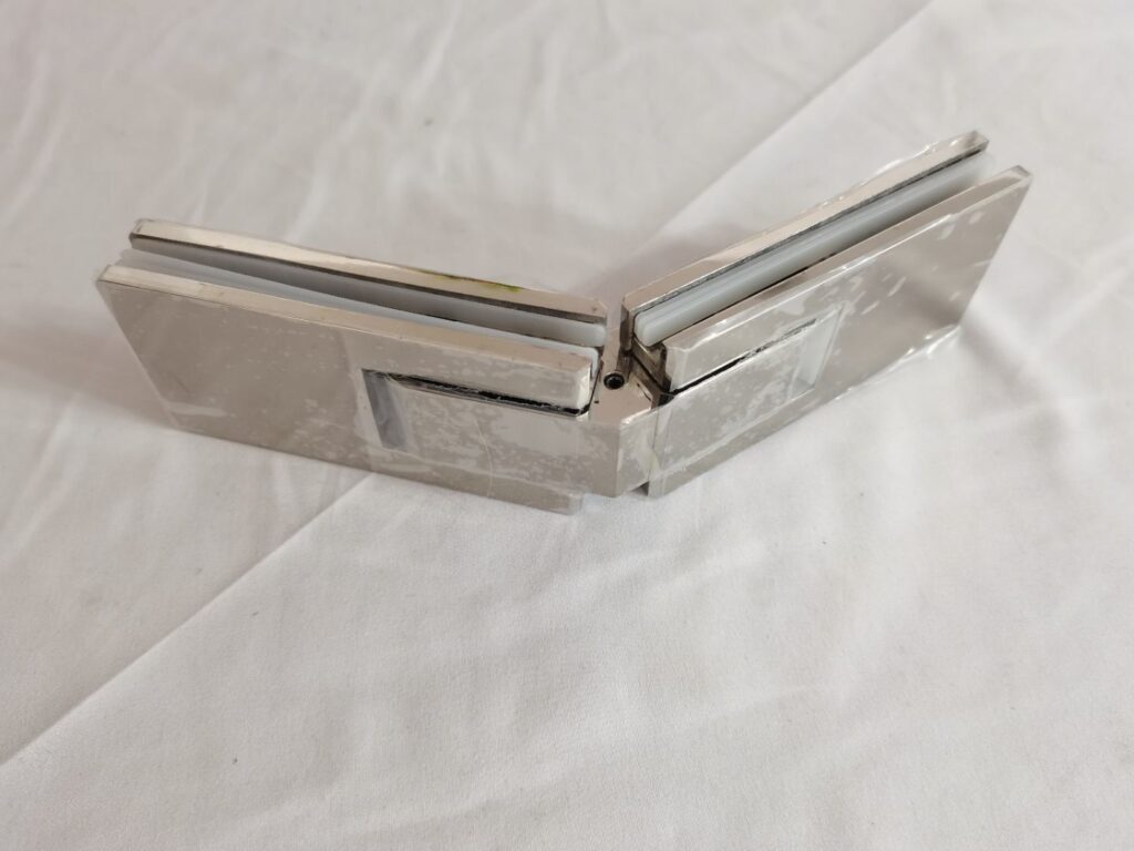 135 degree glass to glass rectangle shower door hinge - Everstrong